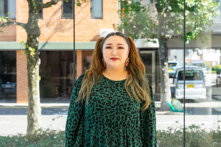 YouTuber SACHIさん｜見る人をとりこにする驚きのビフォーアフター!? | 広島CLiP新聞