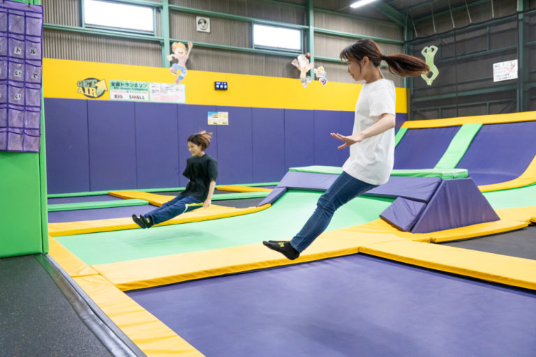 ゲットエア（GET AIR）広島｜はしゃがずにはいられない！屋内トランポリンパーク | 広島CLiP新聞
