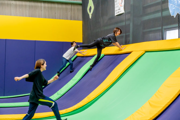 ゲットエア（GET AIR）広島｜はしゃがずにはいられない！屋内トランポリンパーク | 広島CLiP新聞